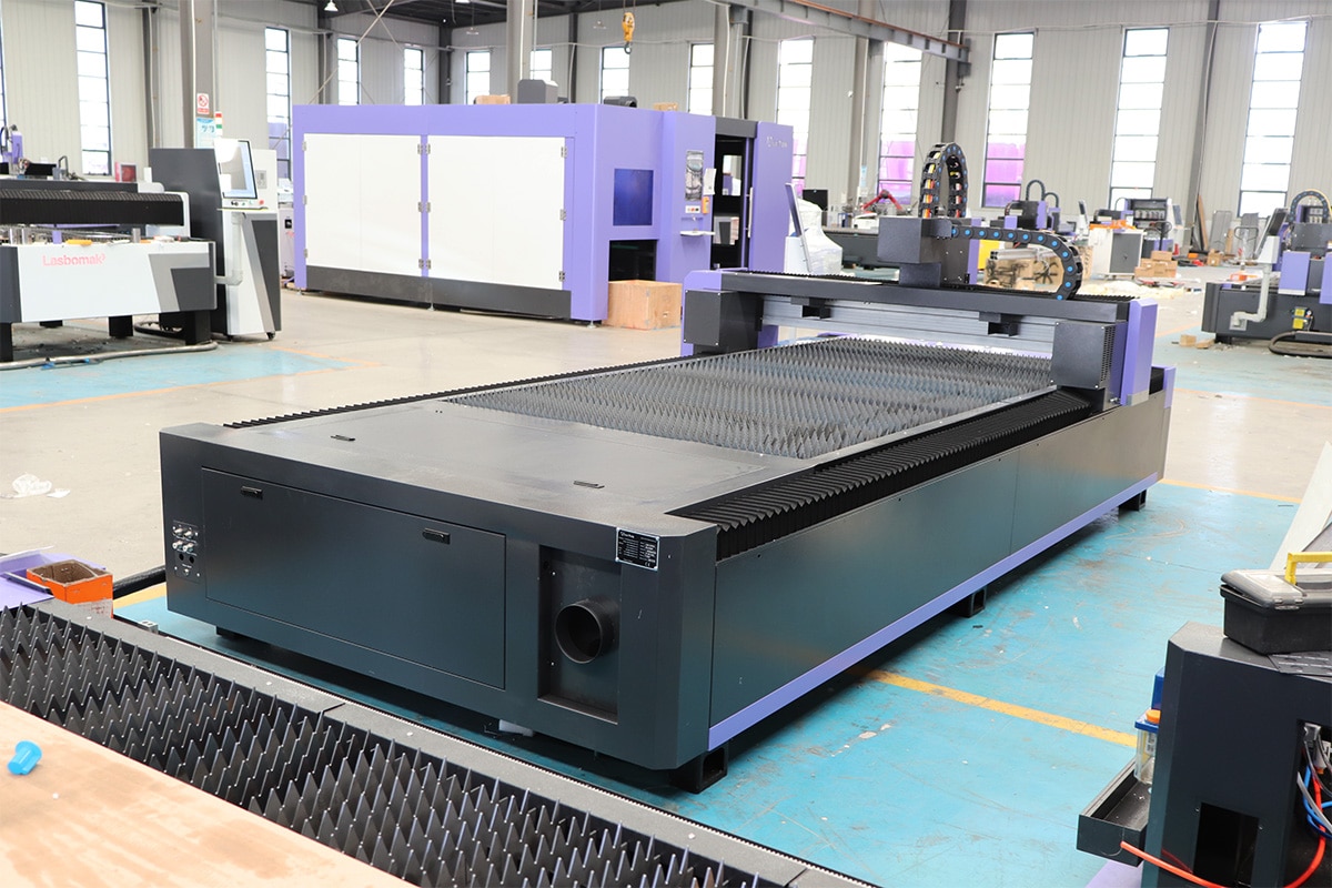 How to Choose the Fiber Laser Cutting Machine Bed Design? - AccTek Laser