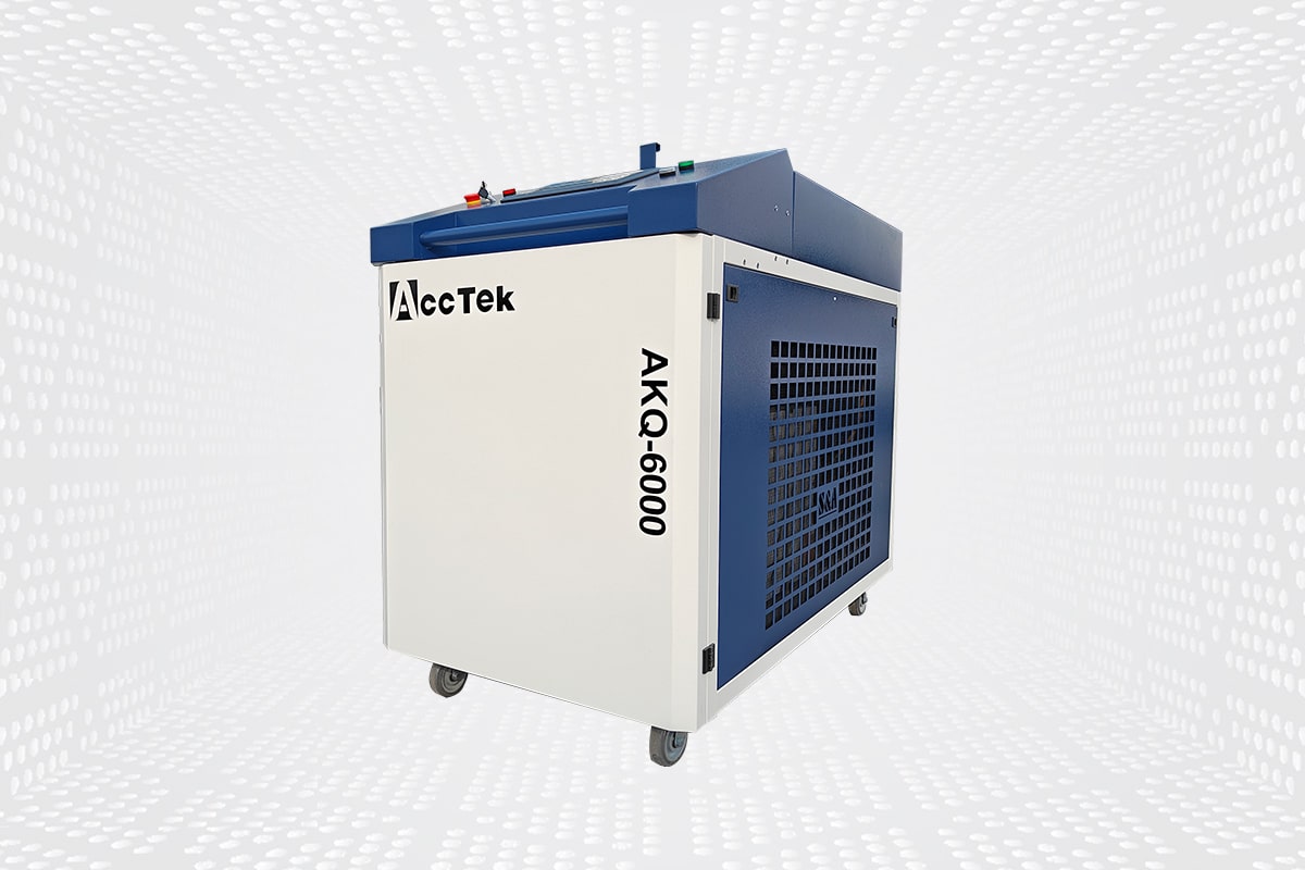 Macchina per la pulizia laser da 6000 W - AccTek Laser Macchina per la pulizia laser da 6000 W - AccTek Laser